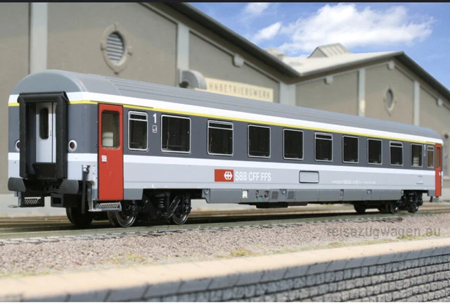 ACME 52401 SWISS SBB-CFF first class coach, type UIC-Z, Am £77.97 ...