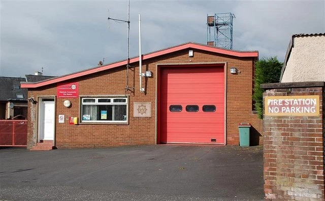 PHOTO 6X4 MAYBOLE Community Fire Station A retained crew of ...
