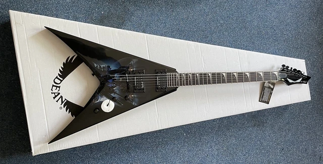 DEAN DAVE MUSTAINE VMNT V Solid Body Terminated Graphic £675.00 ...