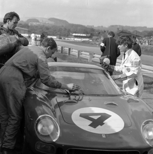 DAVID PIPER, FERRARI 250 LM, makes a pitstop Sports Car 1964 Racing Old ...