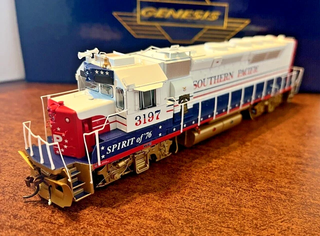 HO ATHEARN GENESIS Southern Pacific Bicentennial GP40P-2 DCC pronto EUR 218,27 - PicClick IT