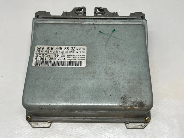 MERCEDES W124 E220 M111 Engine Control Unit ECU 0165455532 BOSCH D621 £ ...