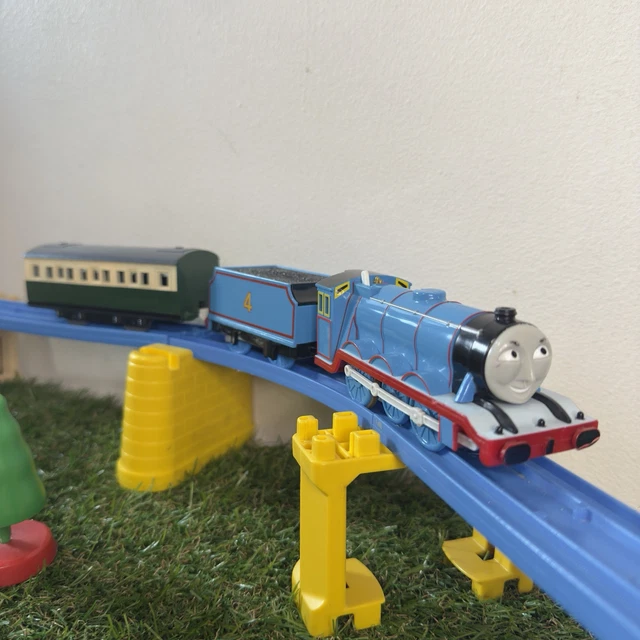 TOMY PLARAIL TRACKMASTER Gordon Thomas The Tank Engine TS-04 Used Old Design £55.78 - PicClick UK