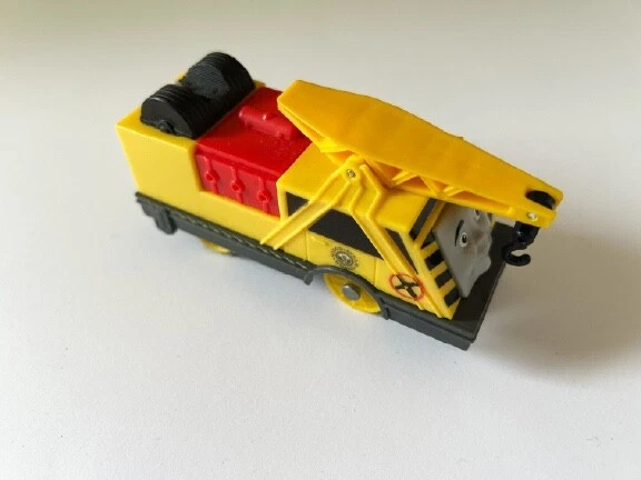 THOMAS & FRIENDS trackmaster motorised Kevin train - used good ...