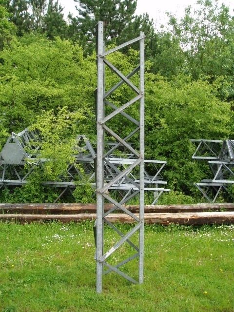 GITTERMAST, ANTENNENMAST, LICHTMAST, Basis für Storchennest EUR 50,00 ...