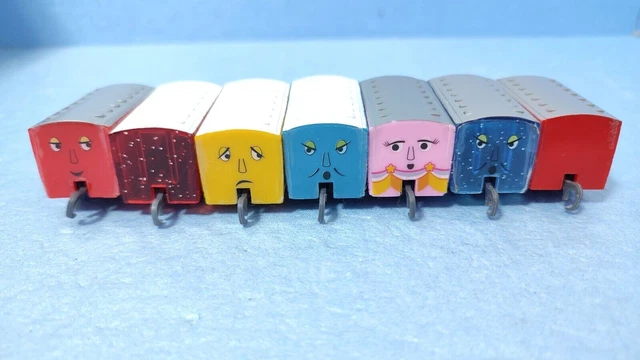 CAPSULE PLARAIL Gacha Toy TOMY Thomas & Friends Passenger Car Coach Set ...