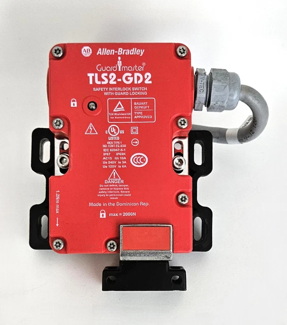 ALLEN-BRADLEY TLS2-GD2 SAFETY Interlock Switch With Guard Locking Guard ...