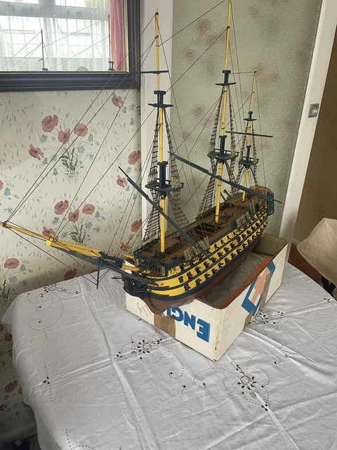 WOODEN MODEL 'HMS VICTORY - 1765' Battle Ship Ornament Nautical Boat £ ...