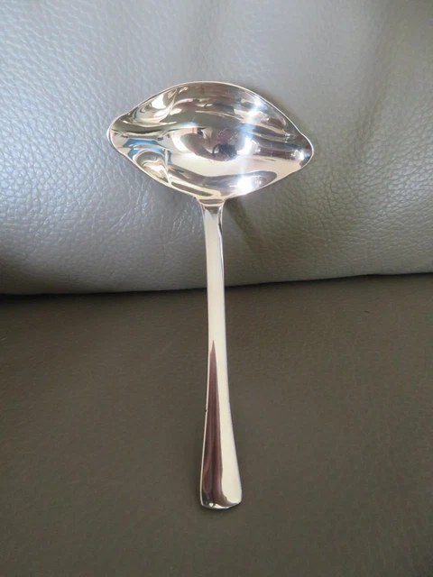 CUILLÈRE OU LOUCHE à sauce en métal argenté orfèvre Frionnet Francois ...