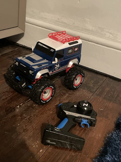 NIKKO BATTERY POWERED Landrover and red bull car toy, 1/16 Off Road ...