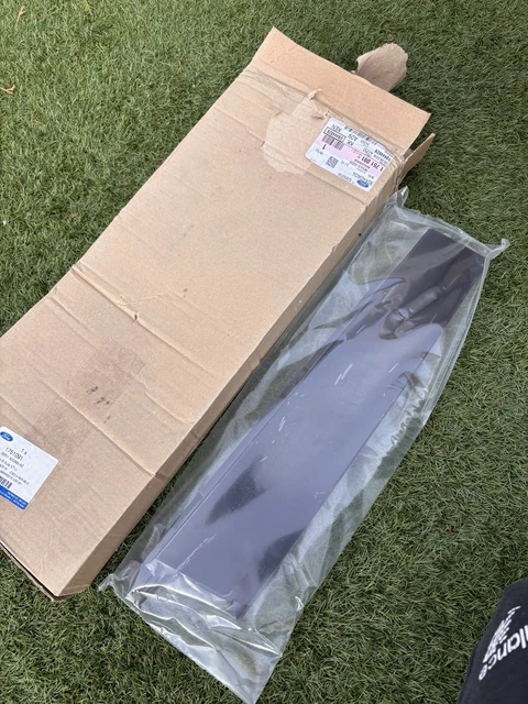 GENUINE BRAND NEW Ford Focus MK3 Focus MK3 NS Door Outside Body ...