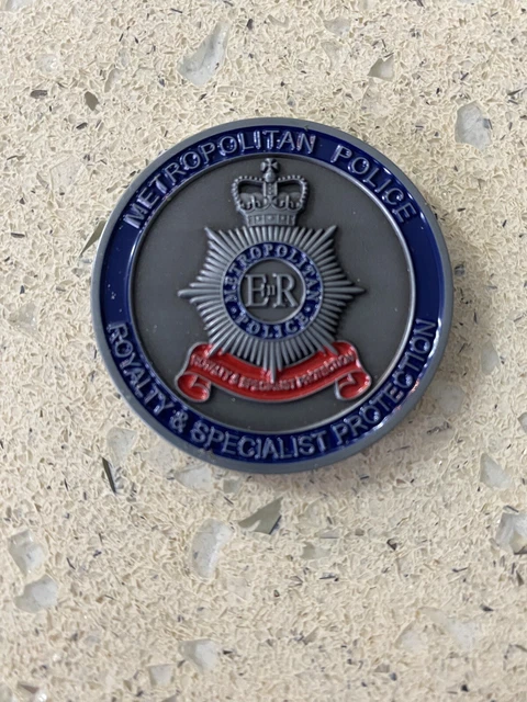 METROPOLITAN POLICE, ROYALTY and Specialist Protection Challenge Coin ...