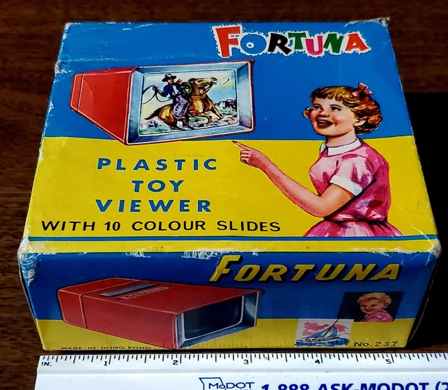 VINTAGE FORTUNA MODEL Viewer Plastic Toy Viewer 10 slides Complete ...