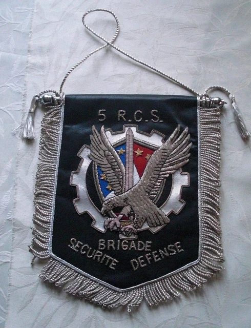 FANION MILITAIRE : BRIGADE SECURITE DEFENSE DU 5ème RCS EUR 17,00 ...