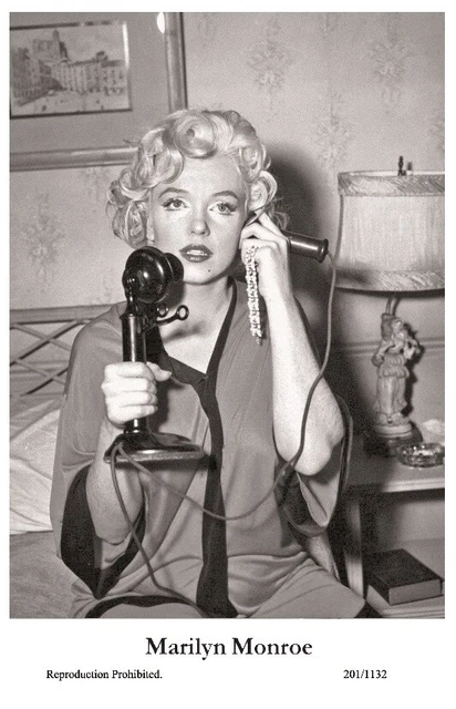 MARILYN MONROE - Film star Pin Up PHOTO postcard 201/395 - Publisher Swiftsure EUR 3,99 ...