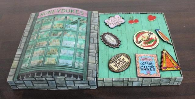 HARRY POTTER HONEYDUKES Badge Set Missing x2 Logos Food Sweets Boxed ...
