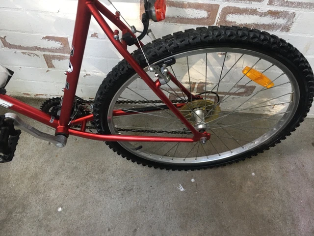 MOUNTAIN BIKE-MONGOOSE THRESHOLD/26 in wheels/18 frame/21speed- excel ...