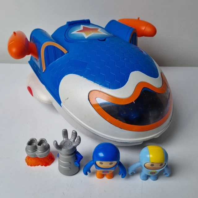 CBEEBIES GO JETTERS Jet Pad Headquarters Sound & Light Spaceship ...