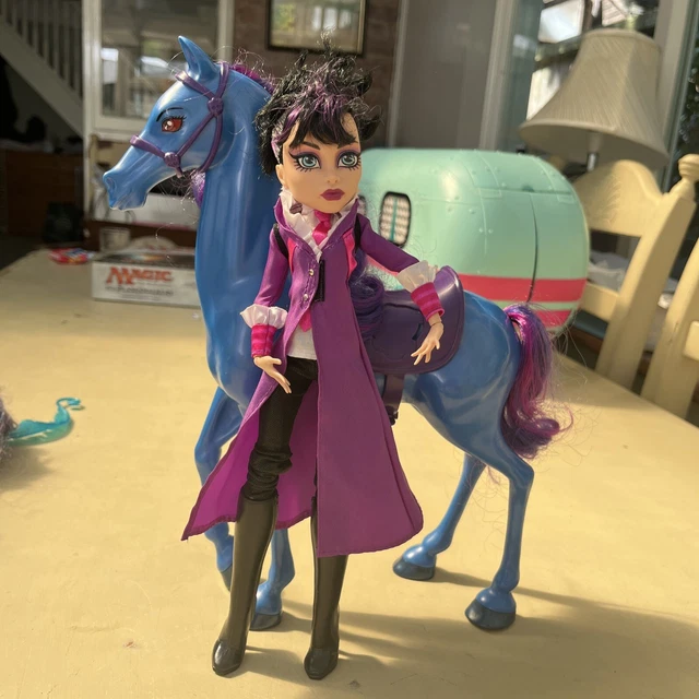 MATTEL MONSTER HIGH Headless Headmistress Nora Bloodgood Signature Doll ...