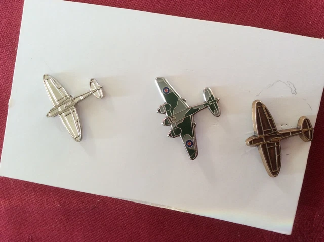 3 WW2 OFFICIAL RAF Commemorative Metal Aircraft Pin Badges Mosquito ...