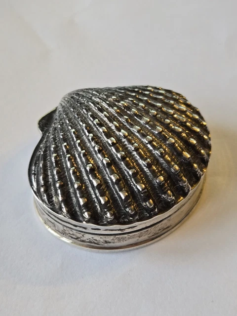 SOLID SILVER LARGE Shell Pill Box (Sea Shell Box) £42.00 - PicClick UK