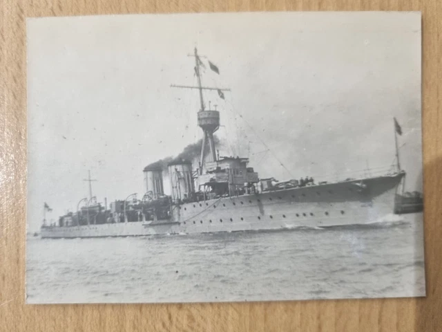 ORIGINAL WW1 PHOTO Royal Navy Light Cruiser HMS CANTERBURY 9.5 x 7cm $5 ...