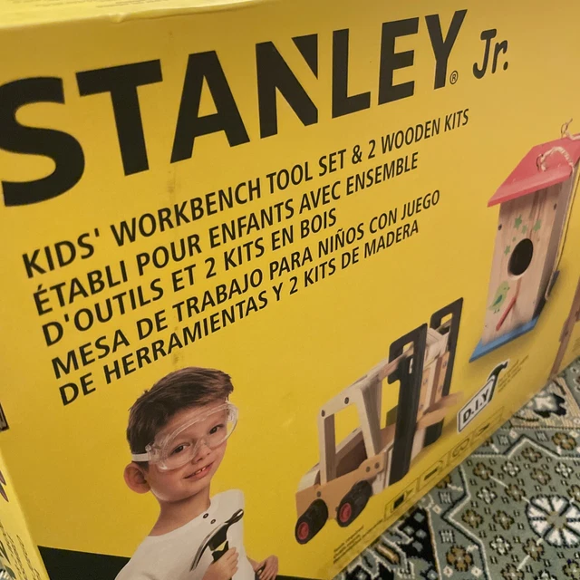 STANLEY JR KIDS Workbench Tool Set & 2 Wooden Kits (8+ Years) £30.00 ...
