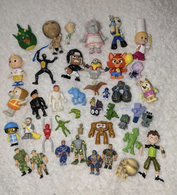 MIXED TOY LOT 15 Piece Bundle RANDOM Toy Figures MESSAGE MEIF FOR BOY ...
