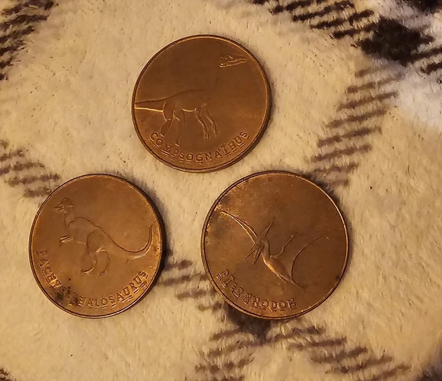 JURASSIC PARK THE LOST WORLD 3X 38mm DINOSAUR Coin/Medals From TETLEY ...