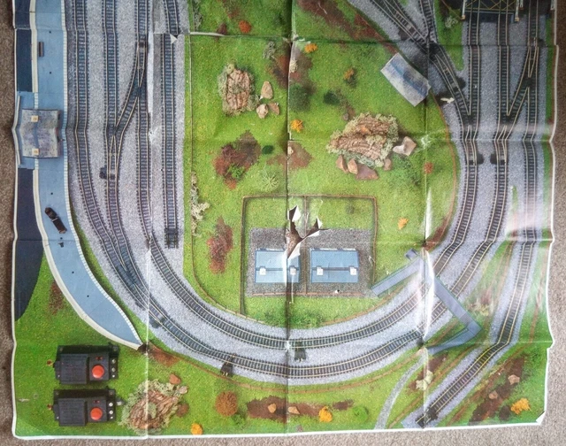 HORNBY R8011 OO Gauge Railway Large Layout Trak-Mat Diorama 1800mm x ...