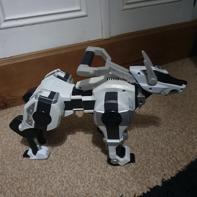 POWER RANGERS SPD R.I.C. Police Dog Transformer Figure 2004 Bandai ...