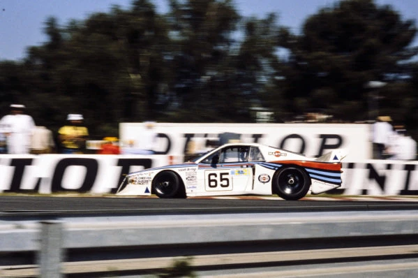 EDDIE CHEEVER LANCIA Beta Montecarlo Turbo Le Mans 1981 Motor Racing ...