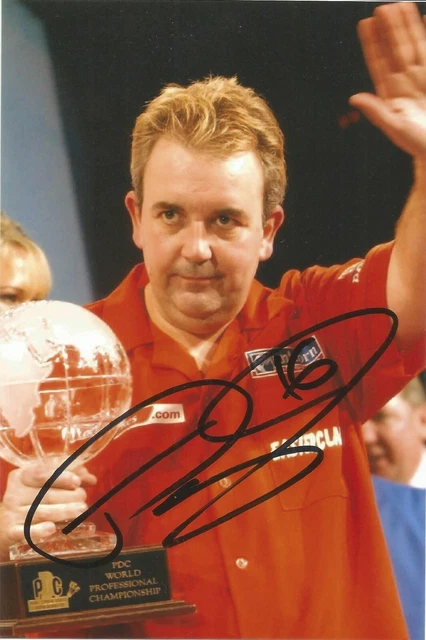 FRECCETTE: PHIL TAYLOR 'THE POWER' FIRMATO 6x4 WORLD TROPHY ACTION ...