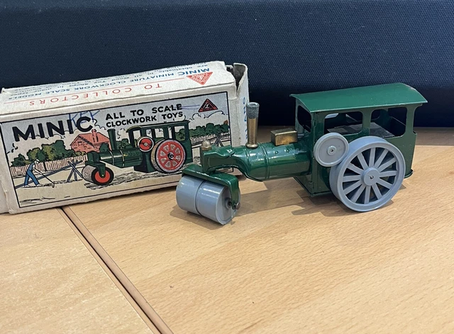 COLLECTORS TRIANG MINIC 33M STEAM ROLLER (366) tinplate £39.00 ...