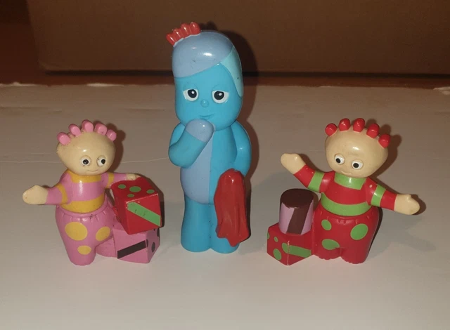 CBEEBIES IN THE Night Garden Iggle Piggle PVC Toy Figures EUR 15,00 ...