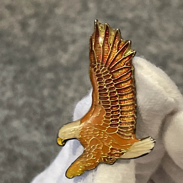 BALD EAGLE FLYING Talons Wings Flight Bird Enamel American USA Vintage ...