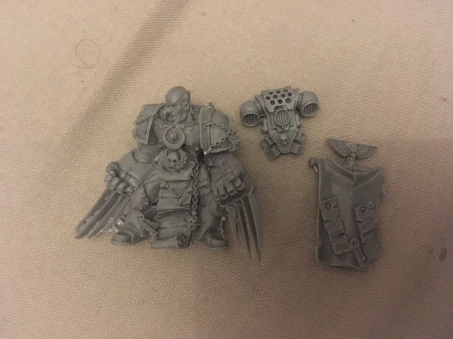 LIMITED EDITION CAPTAIN Sicarius Warhammer 40K Ultramarines Space ...