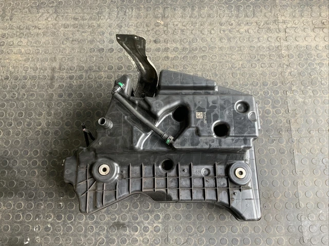 NEW GENUINE MERCEDES-BENZ W213 E-Class Adblue Tank with Pump ...