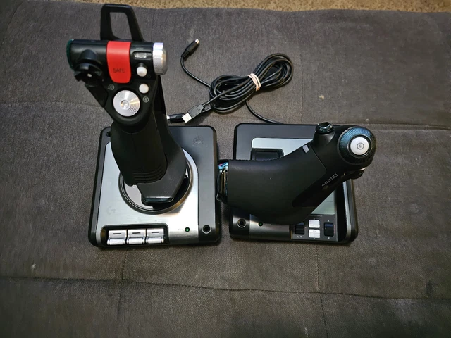LOGITECH G SAITEK X52 Pro USB Flight Control System W/CABLES. CLEAN ...