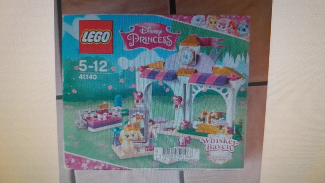 LEGO 41140 DISNEY Princess L'institut De Beaute De Ambre Neuf Disney ...
