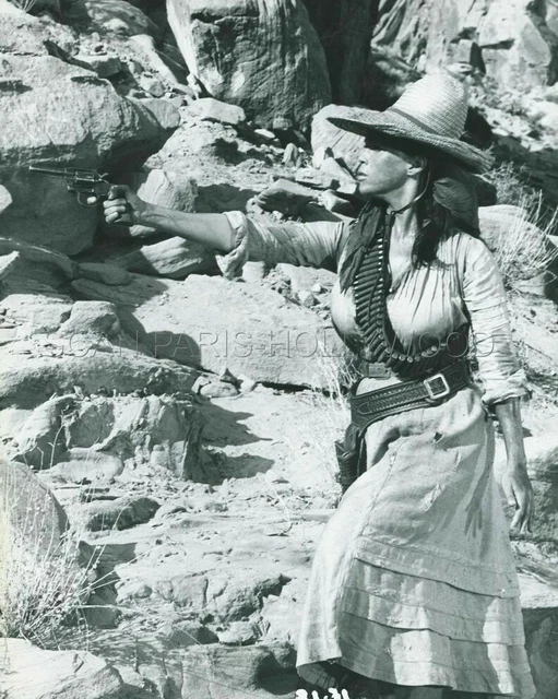 MARIE GOMEZ THE Professionals 1966 Photo Original #57 EUR 24,99 ...