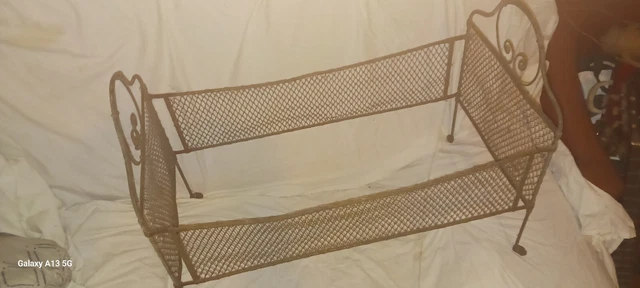 ANCIEN LIT DE poupée en fer Forgé Pliable et maille avec Roues d origine EUR 99,00 - PicClick FR