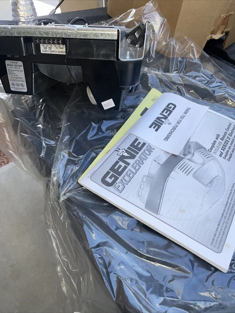 GENIE EXCELERATOR 1/2 HP Garage Door Opener ISD1000 Brand New Motor ...