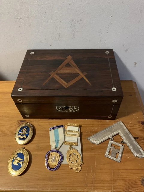 WOODEN MASONIC DESIGN stationary Box 5 Masonic Jewels Medals Lancashire ...