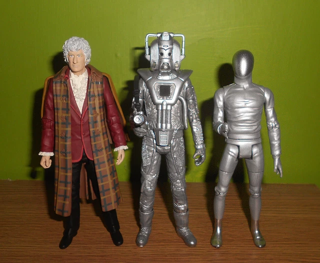 DR WHO - Five Doctors figure set (3rd Doctor, Cyberman and Raston ...