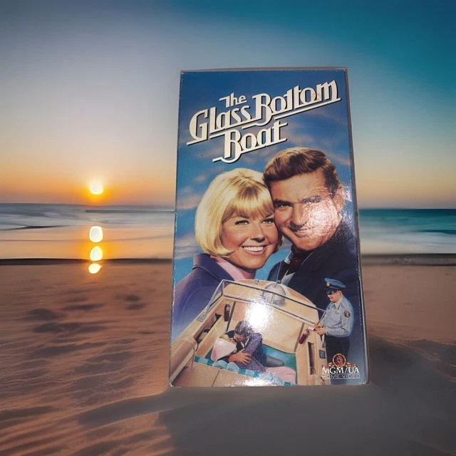 THE GLASS BOTTOM Boat (VHS, 1991) MGM Doris Day Rod Taylor £5.59 ...