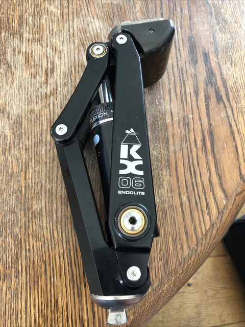 ENDOLITE BLATCHFORD KX06 prosthetic knee. hydraulic prosthetic knee. £ ...