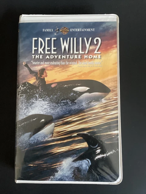 FREE WILLY 2: The Adventure Home VHS Family Movie Killer Whale Orca ...