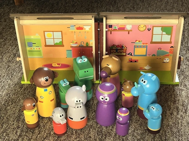 HEY DUGGEE CARRY Along Playhouse Wooden Figures Cbeebies £15.00 ...