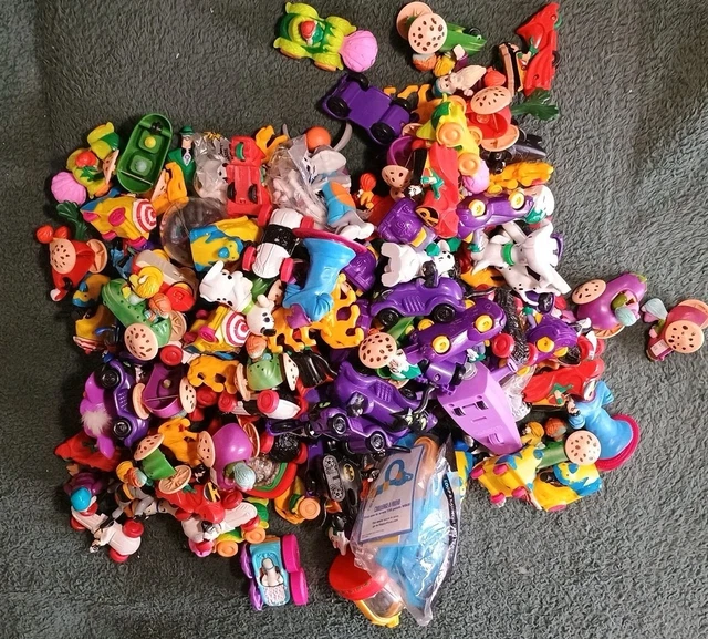 VINTAGE HUGE LOT Of 137 Happy Meal Toys McDonalds Burger King 80's 90"S ...